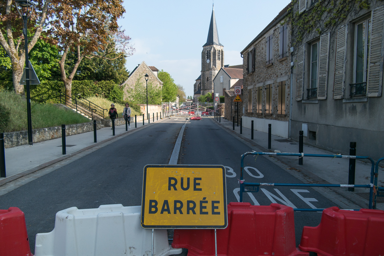 Guyancourt - Rue barrée : le ras-le-bol des commerçants | La Gazette de ...